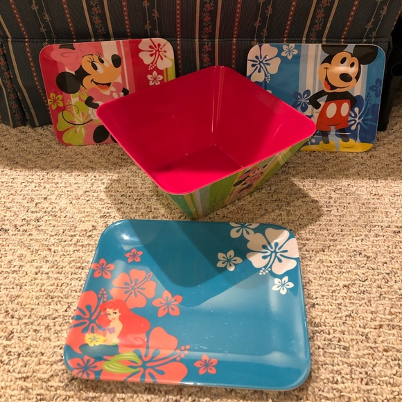 Disney | Kitchen | 4 Piece Disney Plate And Bowl Set | Poshmark